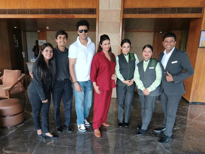 #actress #divyankatripathidahiya #vivekdahiya #courtyardbymarriott ... #actress #divyankatripathidahiya #vivekdahiya #courtyardbymarriott ...