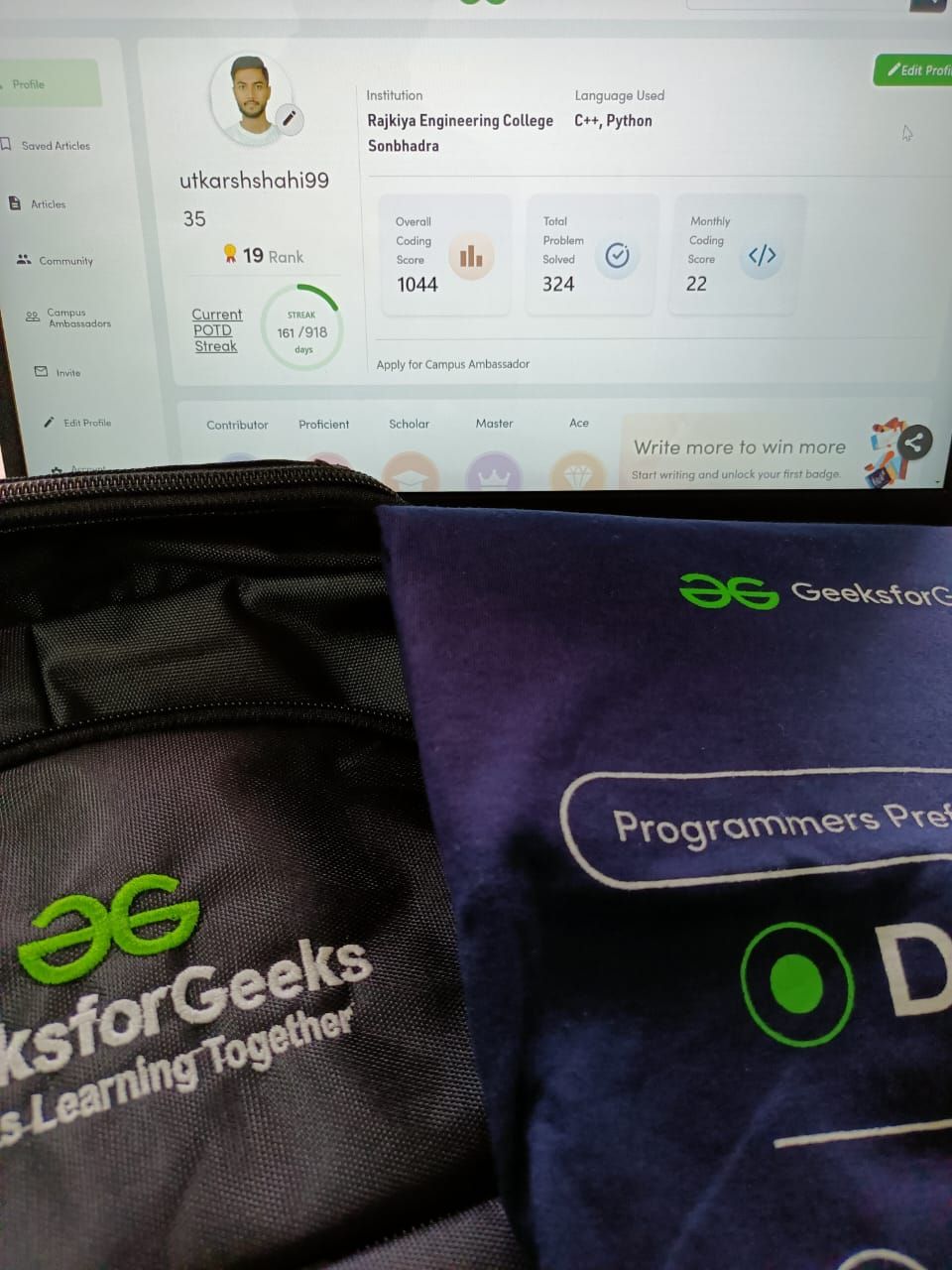 Utkarsh Shahi on LinkedIn: #geeksforgeeks #codingachievement # ... Utkarsh Shahi on LinkedIn: #geeksforgeeks #codingachievement # ...
