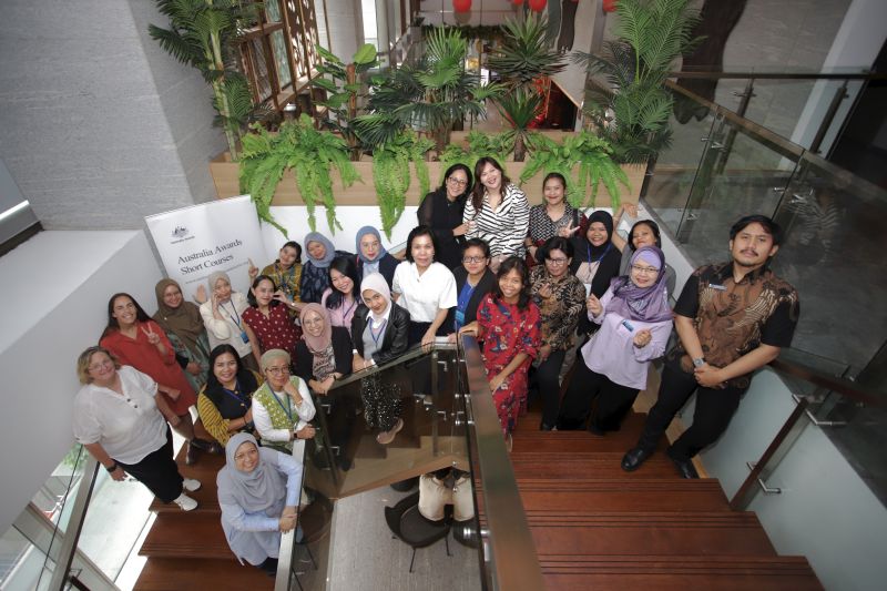 Beasiswa Studi Singkat Australia Awards bertajuk “Perempuan dalam ... Beasiswa Studi Singkat Australia Awards bertajuk “Perempuan dalam ...