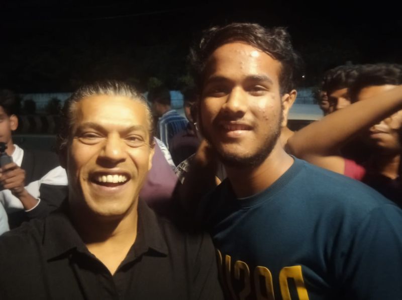 Meeting Mr. Sidd Ahamed, CEO of VDart | Imthiyas ahamed posted on the ... Meeting Mr. Sidd Ahamed, CEO of VDart | Imthiyas ahamed posted on the ...