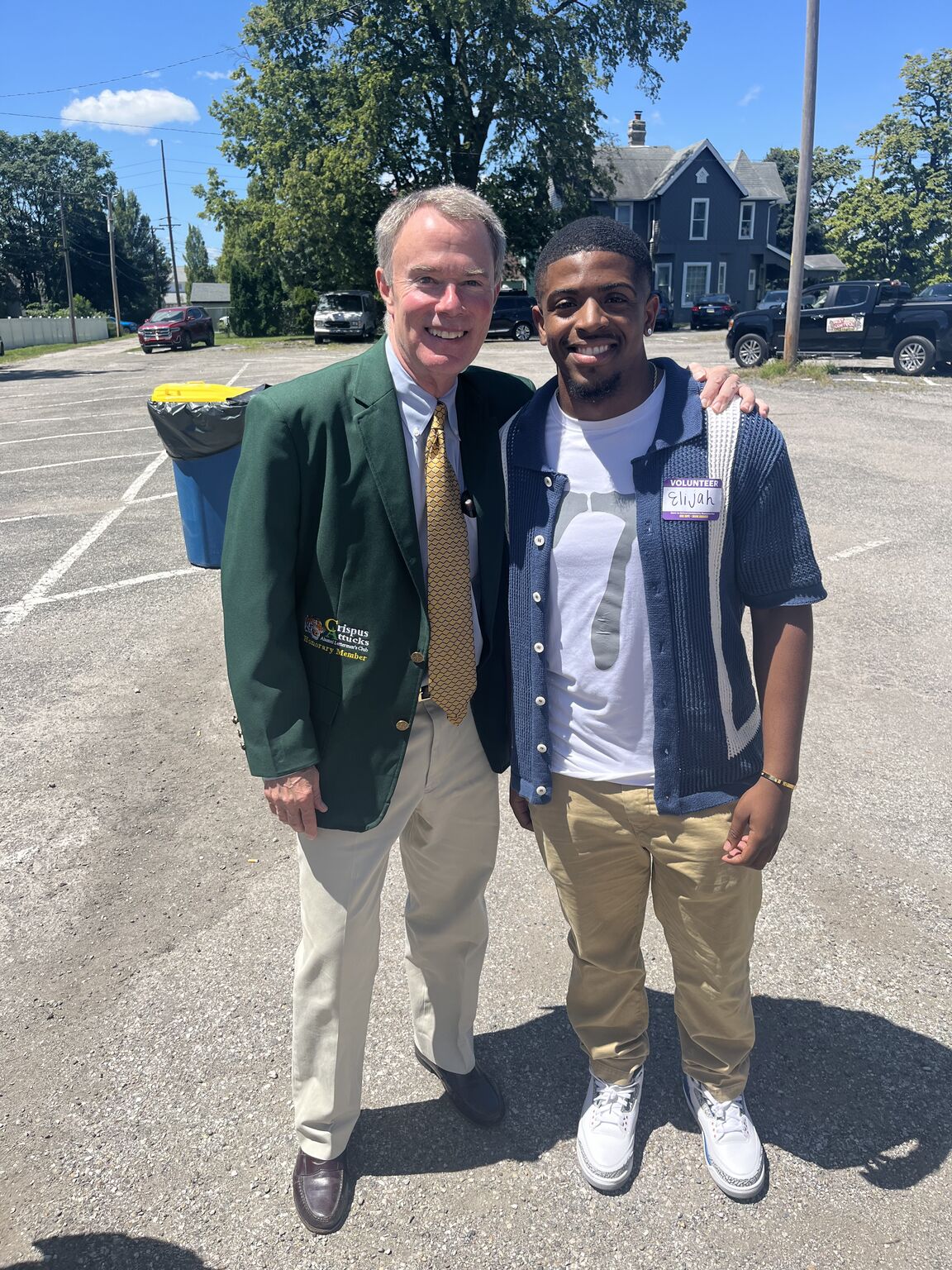Elijah Reid on LinkedIn: #indianapolis #giveback Elijah Reid on LinkedIn: #indianapolis #giveback