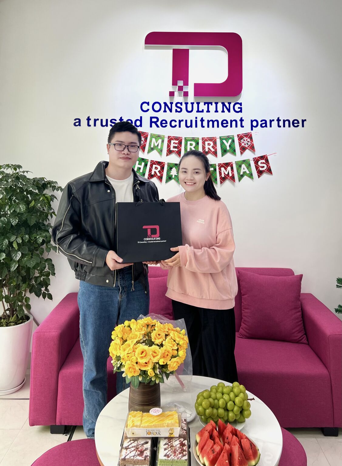 Dung Thuy (Serena) - TD Consulting on LinkedIn: Tuổi trẻ tài cao Đông ... Dung Thuy (Serena) - TD Consulting on LinkedIn: Tuổi trẻ tài cao Đông ...