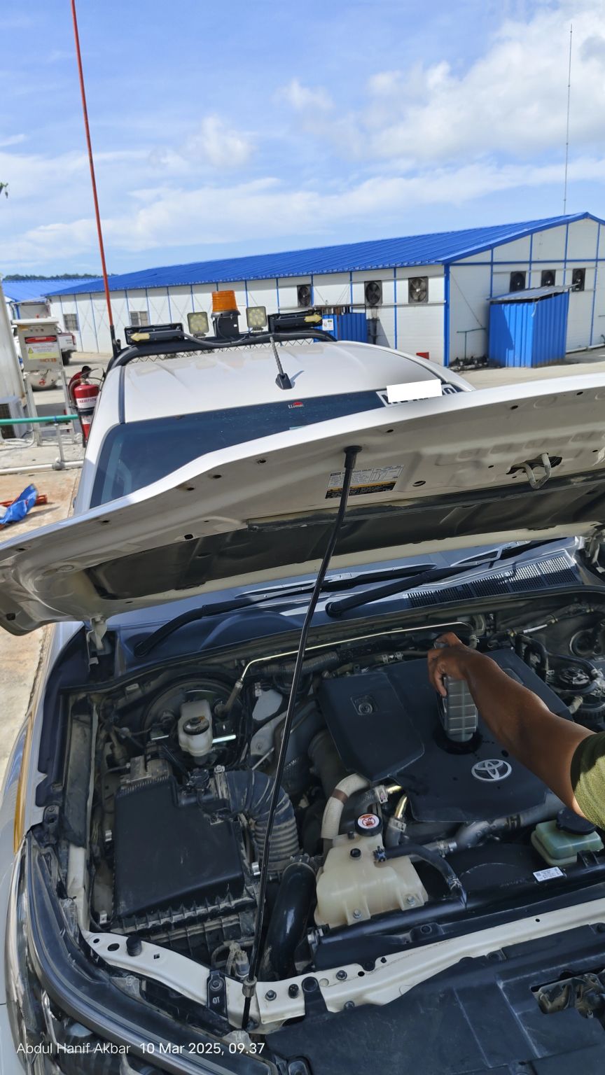 *CHANGE OIL ENGINE HYLUX* | Abdul Hanif Akbar S.T. *CHANGE OIL ENGINE HYLUX* | Abdul Hanif Akbar S.T.