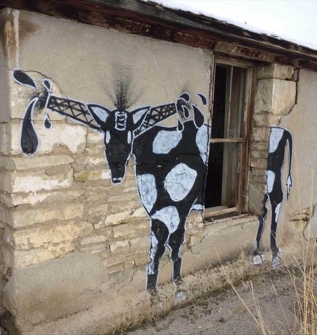 David H. Davis , MS, CWB® on LinkedIn: Artwork on abandoned ranch house ... David H. Davis , MS, CWB® on LinkedIn: Artwork on abandoned ranch house ...