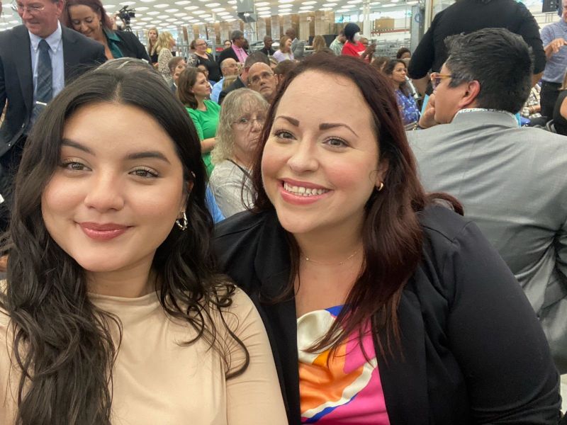 #vpkamalaharris #senatortammybaldwin #secretaryginaraimondo… | Amanda ... #vpkamalaharris #senatortammybaldwin #secretaryginaraimondo… | Amanda ...