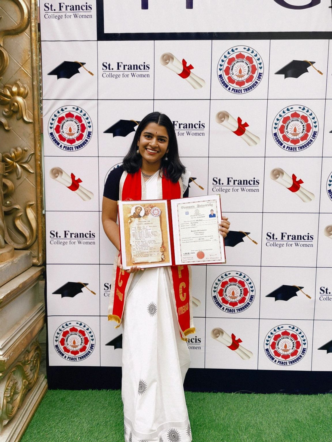 Aditi Harish on LinkedIn: #graduationday #bcomgraduate #newbeginnings # ... Aditi Harish on LinkedIn: #graduationday #bcomgraduate #newbeginnings # ...