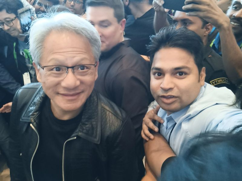 Raju Kumar on LinkedIn: #aisummit #nvidia #ai #nvidiaaisummit #gpu #h200 Raju Kumar on LinkedIn: #aisummit #nvidia #ai #nvidiaaisummit #gpu #h200