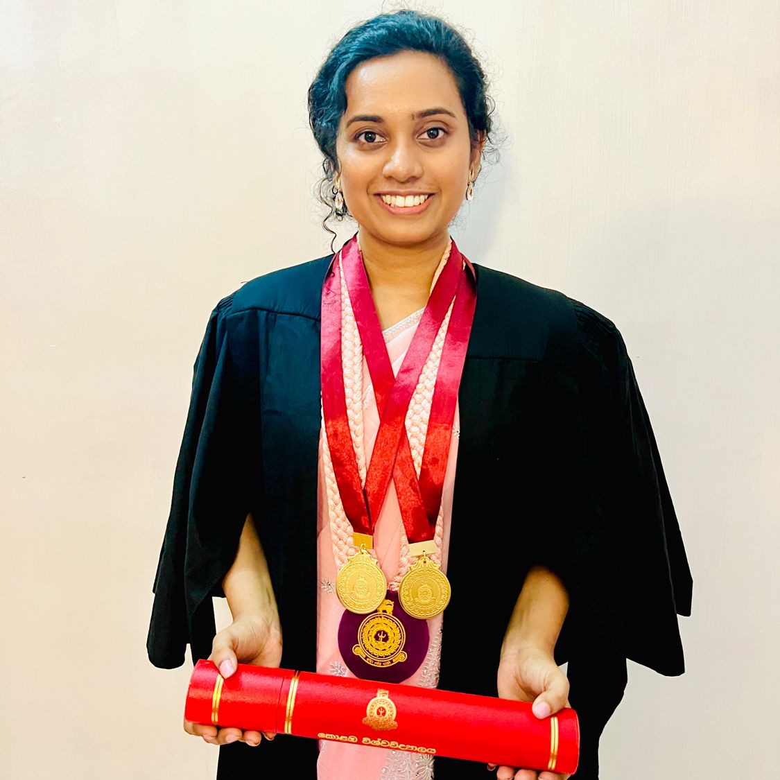 Poornima Thihani on LinkedIn: Officially Graduated Bachelor of science ... Poornima Thihani on LinkedIn: Officially Graduated Bachelor of science ...