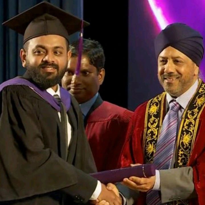 Mohamed Nibras on LinkedIn: I've Officially Graduated as Software ... Mohamed Nibras on LinkedIn: I've Officially Graduated as Software ...