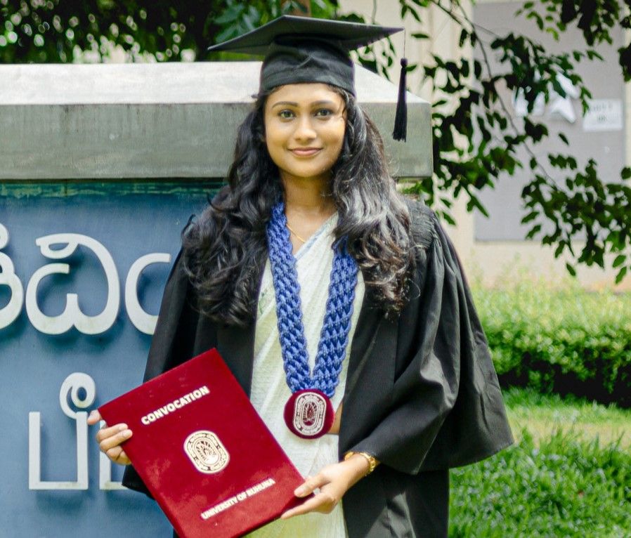 Sachini Wathsala on LinkedIn: Officially graduated 👩🎓 Successfully ... Sachini Wathsala on LinkedIn: Officially graduated 👩🎓 Successfully ...