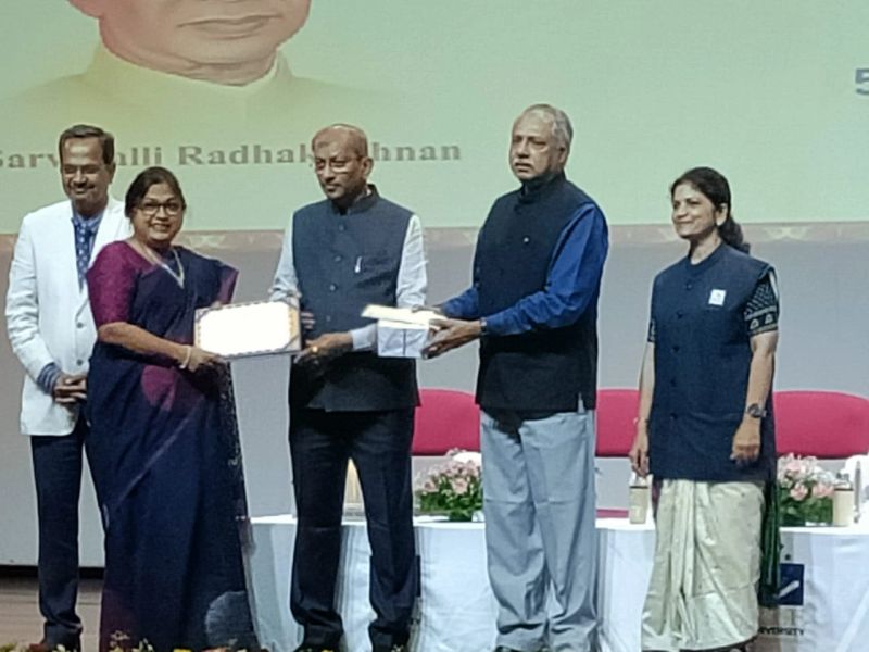 Jeba Chitra on LinkedIn: Received Best Teacher Award on Teacher's Day ... Jeba Chitra on LinkedIn: Received Best Teacher Award on Teacher's Day ...