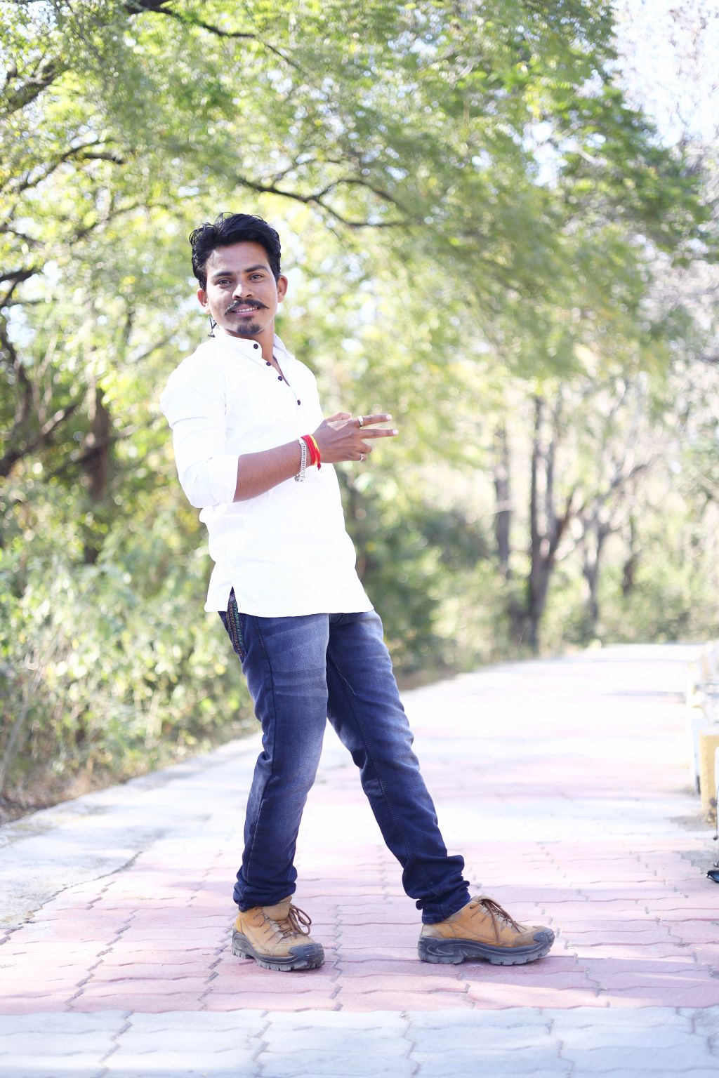 yash Rathod actor banjara song | yash Rathod yash Rathod actor banjara song | yash Rathod