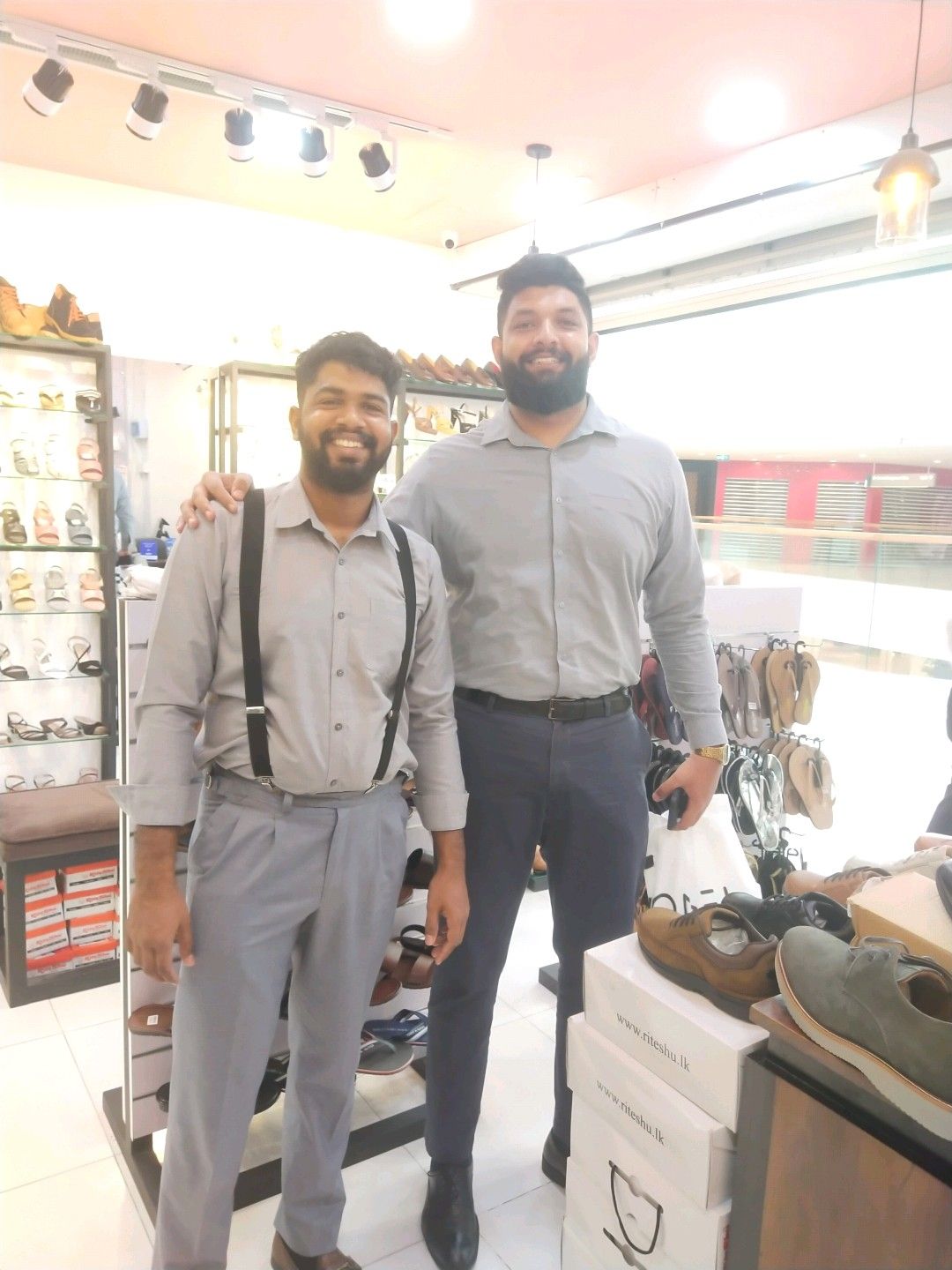 Ateeq Aslam on LinkedIn: meeting someone so tall was a unique ... Ateeq Aslam on LinkedIn: meeting someone so tall was a unique ...