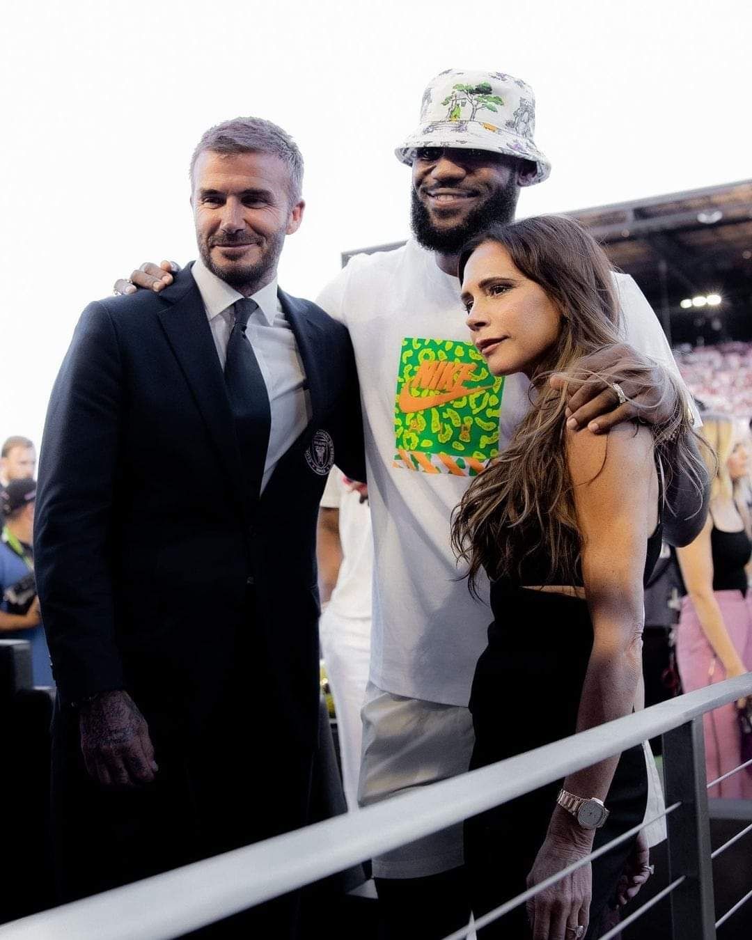 Darian Johnson on LinkedIn: 2β£3β£ π€ 2β£3β£ LeBron James caught up with the ... Darian Johnson on LinkedIn: 2β£3β£ π€ 2β£3β£ LeBron James caught up with the ...