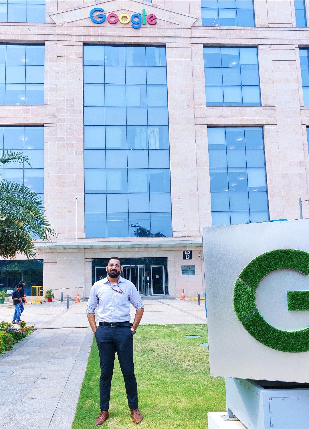 Qazi Wajahat Hussain on LinkedIn: This picture marks my 6 month work ... Qazi Wajahat Hussain on LinkedIn: This picture marks my 6 month work ...
