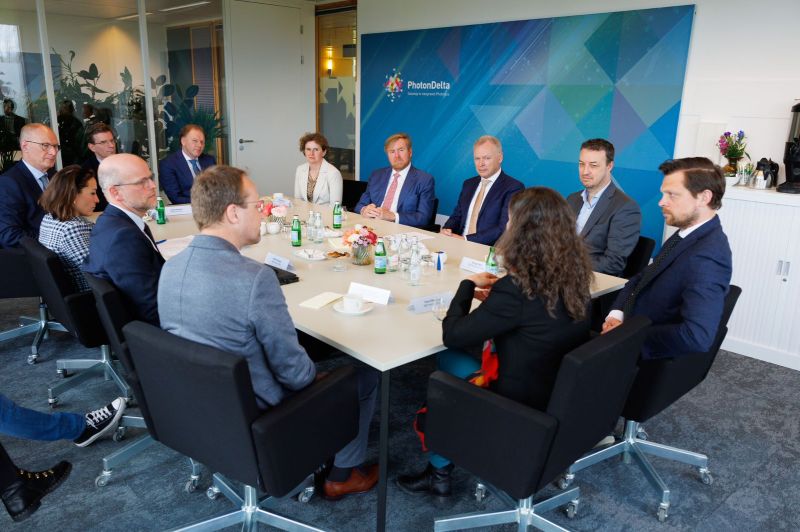 Our Synopsys Photonic Solutions group director, Twan Korthorst, had the ... Our Synopsys Photonic Solutions group director, Twan Korthorst, had the ...