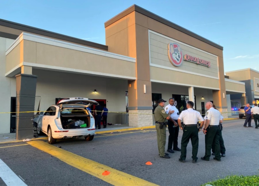 Woman fires gun during fight at Florida Chuck E. Cheese, deputies say ... Woman fires gun during fight at Florida Chuck E. Cheese, deputies say ...