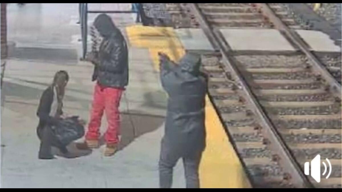Baltimore police release video of brutal light rail murder, $8K ... Baltimore police release video of brutal light rail murder, $8K ...